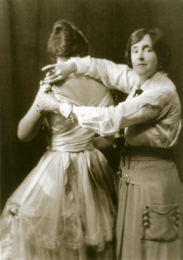 Lady Duff-Gordon Y La Primera Pasarela De La Historia – ZOBZQD